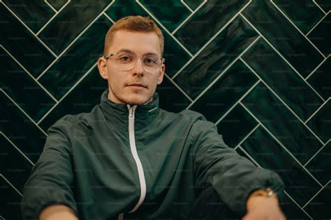 Alexandra Zubko Brother Videos Pictures Download Free Images On Unsplash