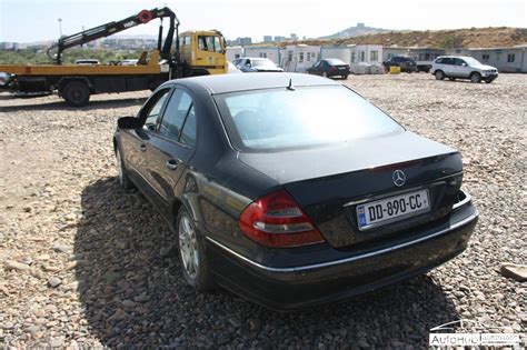 Mercedes Benz E 270 2004 10500