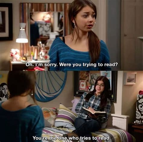 Haley Dunphy And Alex Dunphy Quote Televisión Sarah Hyland Modern