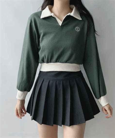 잘록핏 월계수 와이 자수 배색 카라 크롭 맨투맨 봄 가을 간절기 긴팔 티셔츠 기본템 데일리룩 하이틴 Y2k 스쿨룩 심플 기본템 에이블리