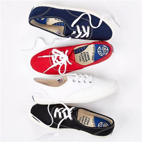 꾸준히 사랑받는 패션 아이템 스니커즈 브랜드 8개