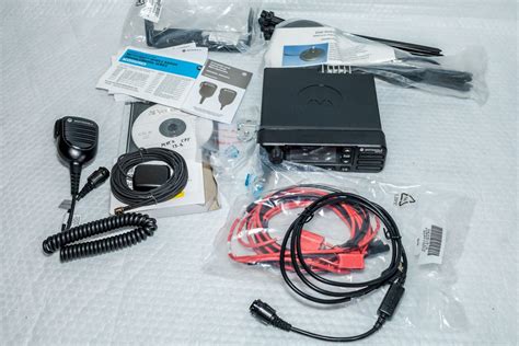 Radio Kit Vhf Mobile Oxfam Supply Centre