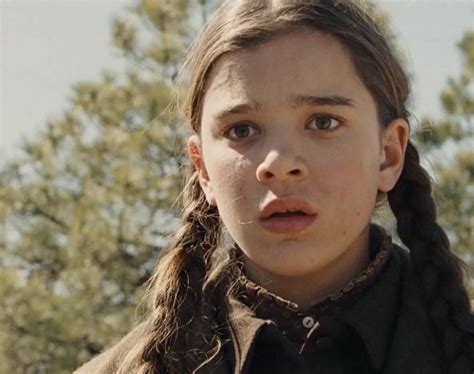 Hailee Steinfeld As Mattie Ross True Grit 2010
