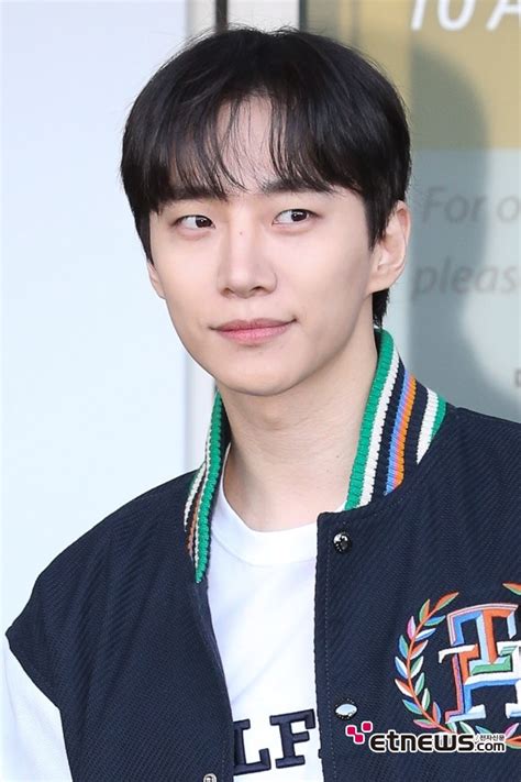 포토 이준호 AI같은 존재감 전자신문
