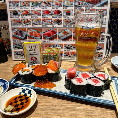 소리의요리 전국 맛집 • 카페 • 디저트 일본 가서 여길 안가면 바보라고 이미 겁나 유명해져버린 일본 스시집 스시 사카바 사시스 비주얼부터 미쳤죠 존맛도리 참치