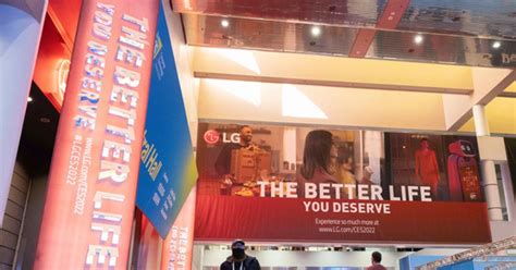 Ces서 시선 사로잡는 Lg전자 광고판