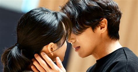 [포토] 박은석·원진아 연극 무대 키스씬