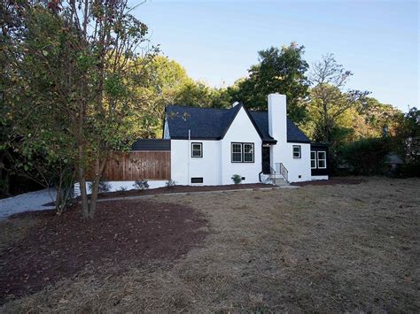209 Benson Rd Garner Nc 27529 Mls 2540152 Zillow