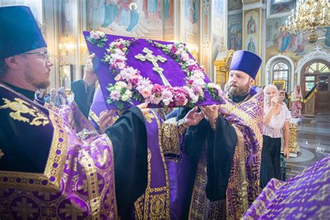 14 августа служба в храме на медовый спас как проходит праздник церковный