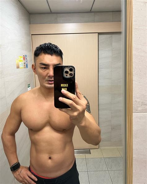 Gnlmodels 🇹🇼 🎄 On Twitter 📷ig Easonjuan