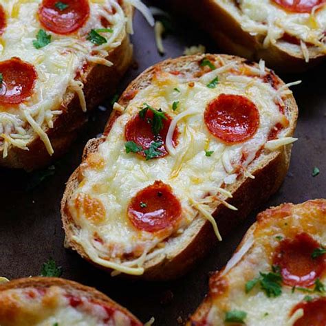 Texas Toast Garlic Bread Pizza Easy Delicious Recipes