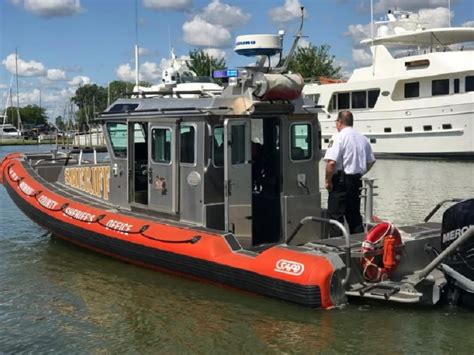 Hallaron Muerta A Una Pareja En Un Lago De Míchigan Después De Que Se