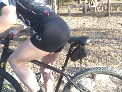 Hot Cycling Butt