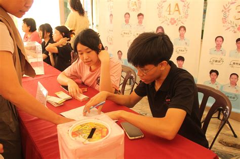 育才独中 育才独中 Added A New Photo