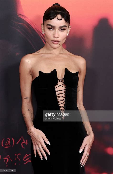Zoë Kravitz In Custom Oscar De La Renta At Thebatman Premiere In New