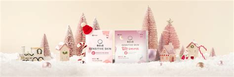 Andew Andew On The Street 비슷한 듯 다른 놈코어룩의 대명사 앤듀 앤듀 A W 신상 코트와 함께 나만의 유니크룩 완성 「andew