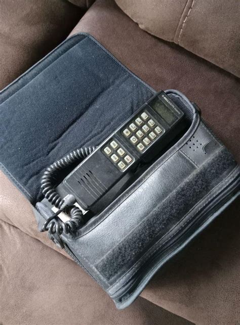 Old Bag Phone Bell South Mobility Car Phone Vintage 1980s 1990s Cell Phone Vintage Bag