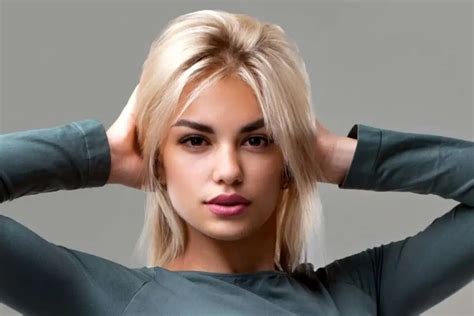 عکس زن ایده آل و زیبا از دید هوش مصنوعی آیا واقعا این چیزی است که کامل به نظر می‌رسد؟