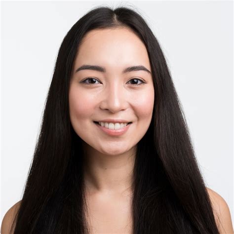 Retrato Mujer Joven Sonriente Foto Gratis