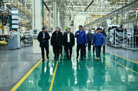 苏州汇川技术有限公司党委书记赵成军一行来北奔重汽参观交流 第一商用车网 cvworld cn