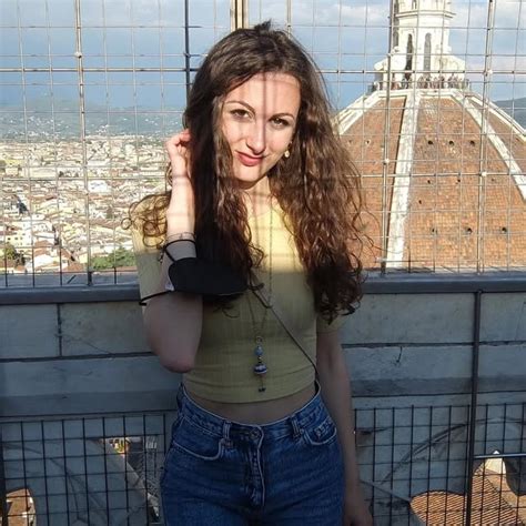 Roberta Robertaleotta • Threads Say More