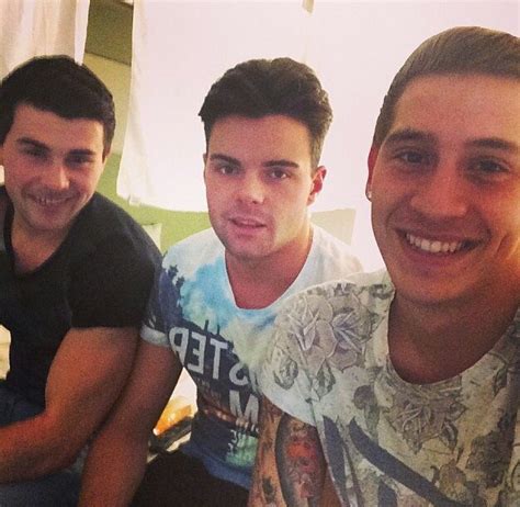 Three Hungry Bottoms Looking For A Top Gaybroscirclejerk