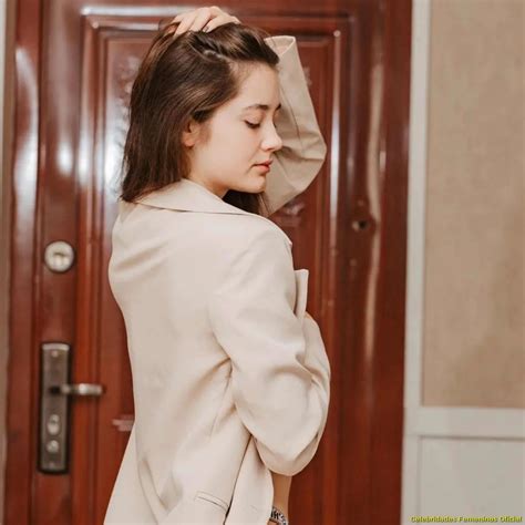 Celebridades Femeninas Oficial Anna Vlasova Tenemos Nuevamente A Esta Belleza Rusa Que Es