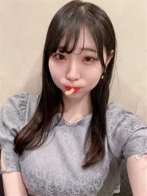 Av 배우를 시작하면서 처음으로 가슴 케어를 시작했다는 Av 배우 후방주의 짤티비 Jjtvkr