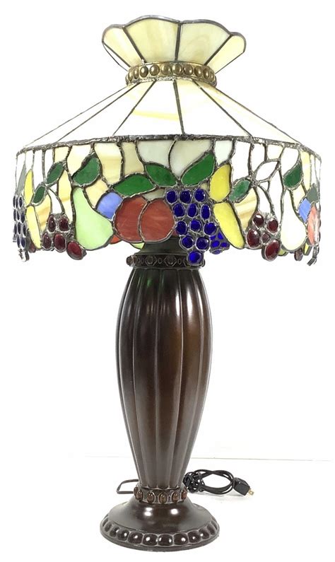 At Auction Large Leaded Stained Glass Shade Table Lamp