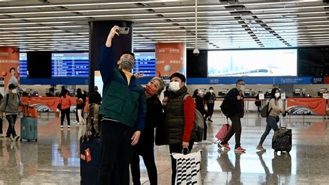 重磅官宣：2月6日起全面恢复内地与港澳人员往来！香港身份依旧火爆！工作大学全球