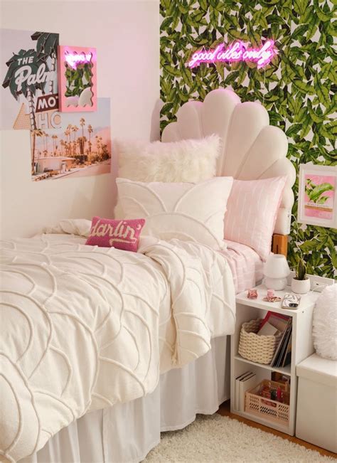 40 Insanely Cute College Dorm Room Ideas For Girls Girls Dorm Room