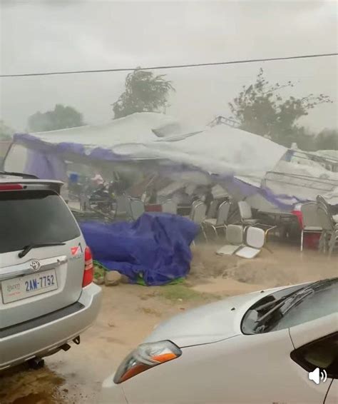 ពិធីសូត្រមន្ត ចូលរោងការត្រូវបានខ្យល់ កន្ត្រាក់លាយឡំភ្លៀងធ្លាក់