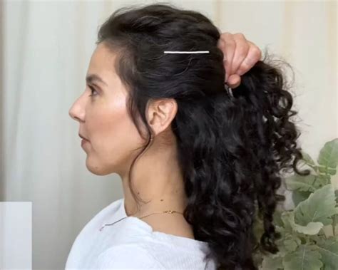 Half Up Spiral Bun • Curly Hairstyle • The Curl Story