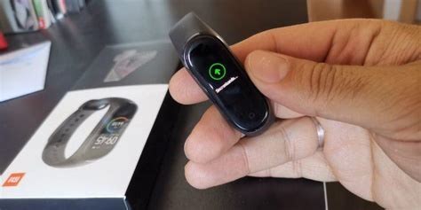 Cómo cambiar la esfera de una pulsera de Xiaomi