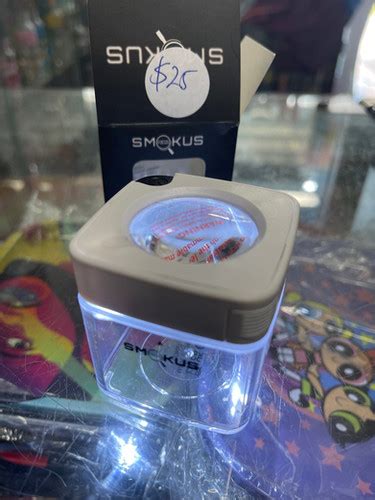 Smokus White Light Up Magnifying Jar Pro Art Sydney