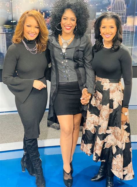 The Appreciation Of Newswomen Wearing Boots Blog Fashion How To Wear Chic