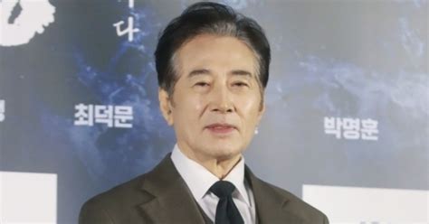 단독 사생활 유포 유죄 백윤식 前연인 소송 내년 1월 항소심 시작