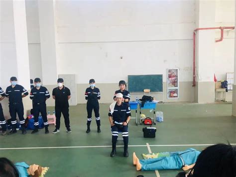 安全护航 “救在身边”——我校开展中学生心肺复苏实践活动 知乎