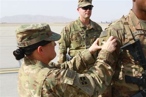 2nd Ibct Soldiers Earn Coveted 4th Inf Div Combat Patch Article The United States Army
