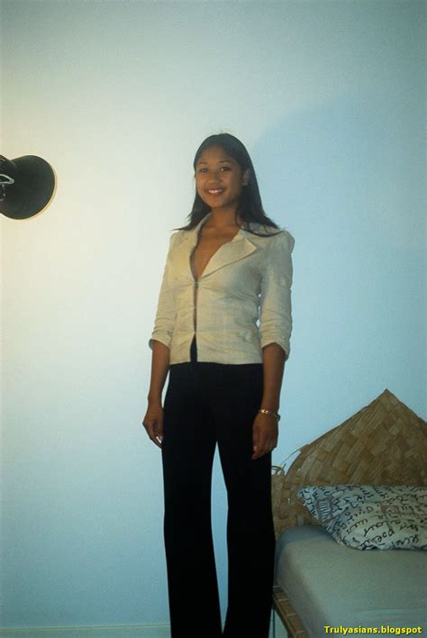 Cute And Innocent Looking Malay Girl Sucking Bf Dick 24 Pics Naked