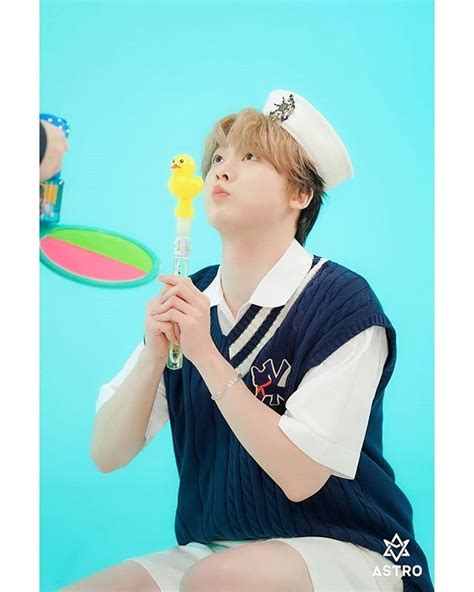 Astro 아스트로 💜 Aroha Official Aroha • Fotos Y Vídeos De Instagram Astro Kpop Astro Funny