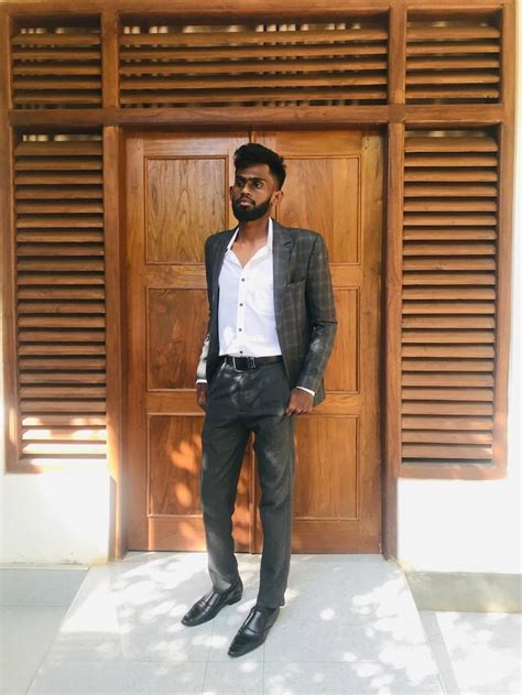 Giwantha Lakmal Medium