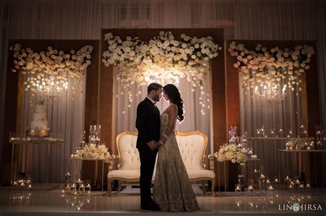 6 Tips For Incredible Rainy Day Wedding Photos