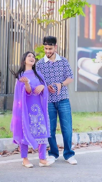 🥰💖 ਬਿੰਦੀ ਮੇਰੀ ਘਟ 🥰🥀💝 Couple Loves 🥰💝 Couple Goals 🤩💖shorts Youtube