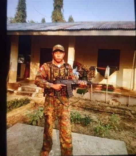 ကျောက်တံခါးတွင် ပြည်သူ့စစ် သင်တန်းဆင်း ပျူစောထီးခေါင်းဆောင်အား Pdf မ