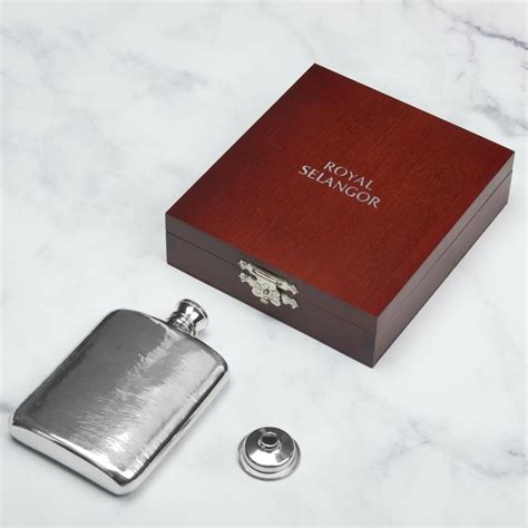 Royal Selangor Hip Flask Pewter Engraved Engravers Guild