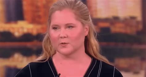 Amy Schumer Claims Online Comments Regarding Her ‘moon Face Led To