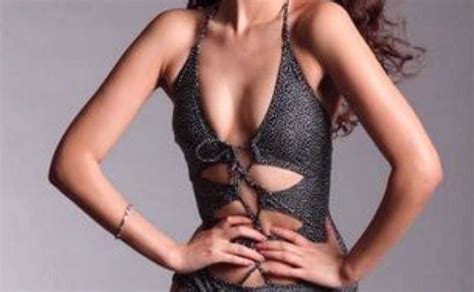 Мисс Т Туяамаа найз залуугаа танилцууллаа