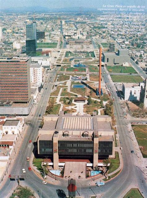 Panorámica De La Macroplaza En Monterrey Nl A Principios De Los 80
