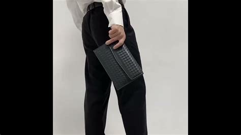 남성 신상 헤드 소가죽 커버 클러치 짜임 봉투 가방 Youtube